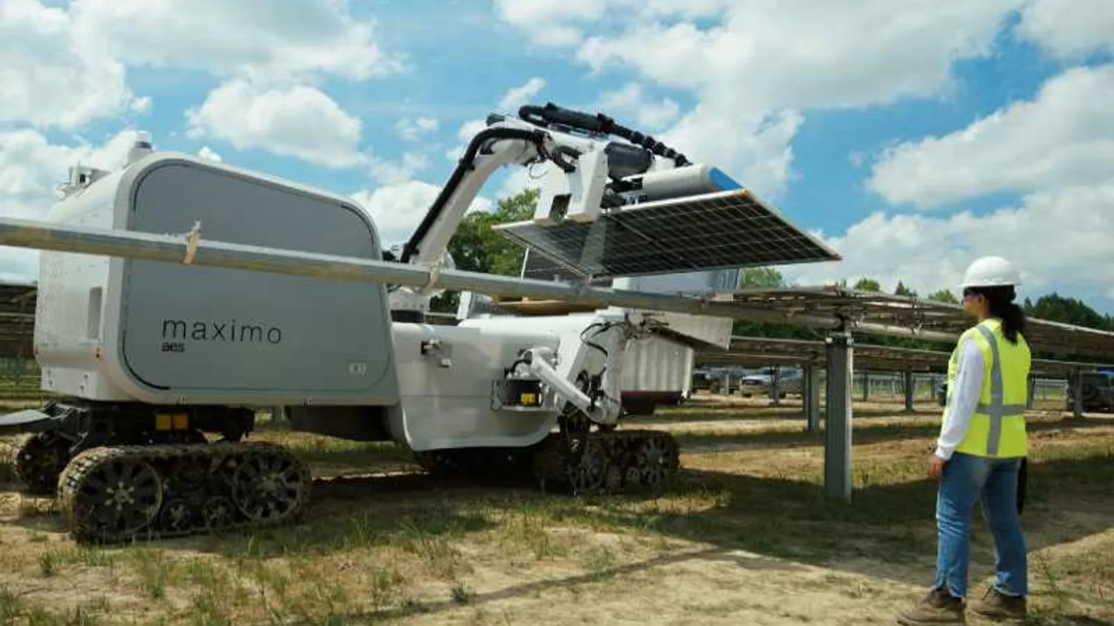 AES unveils AI-enabled solar installation robot named Maximo | Enlit World