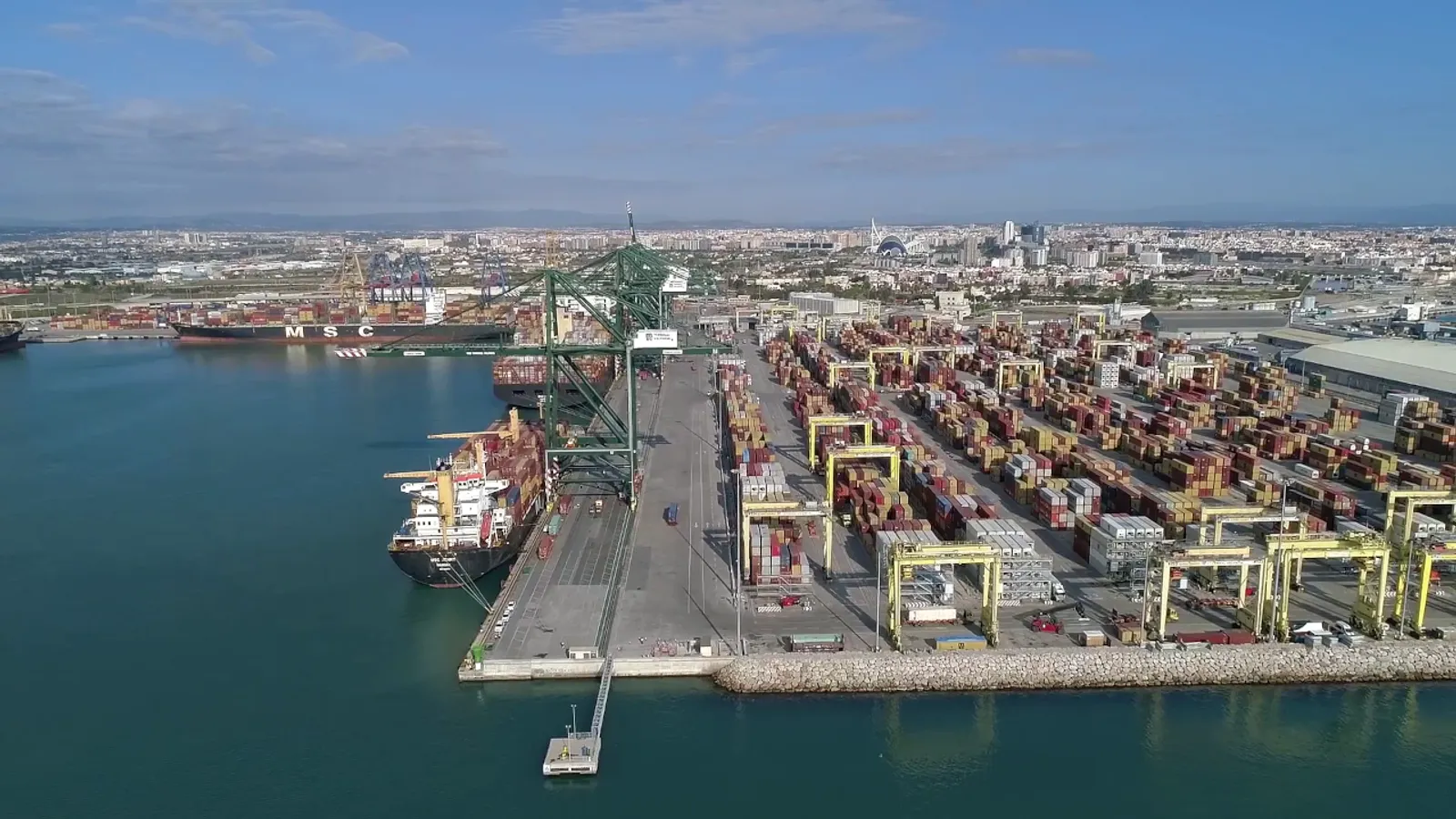 How Valencia is decarbonising port operations with hydrogen | Enlit World