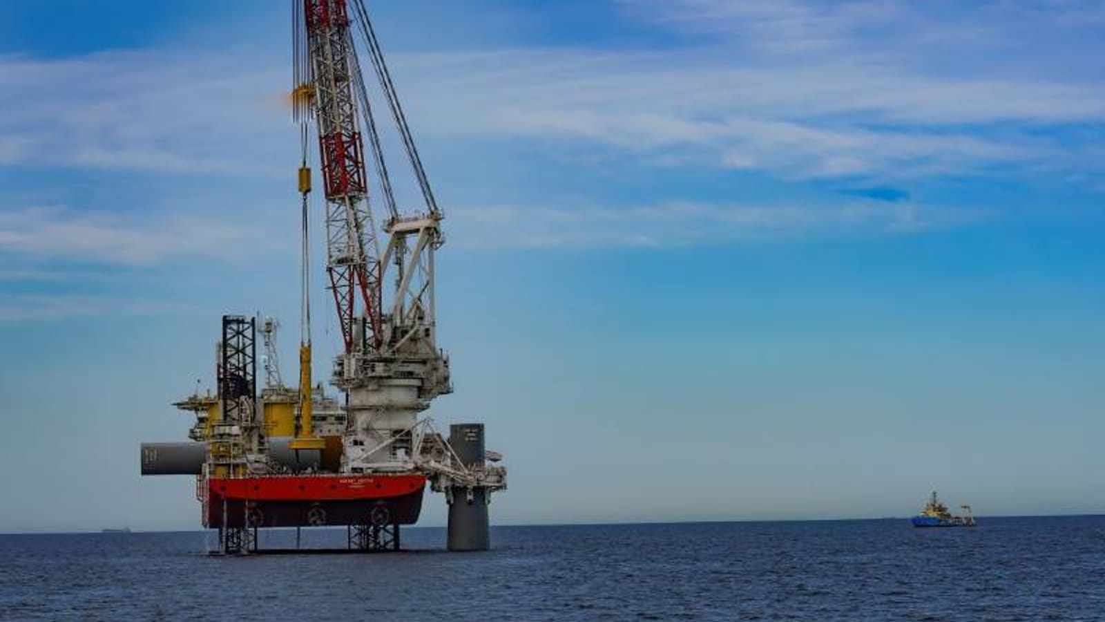 First monopile installed for East Anglia THREE offshore wind farm ...