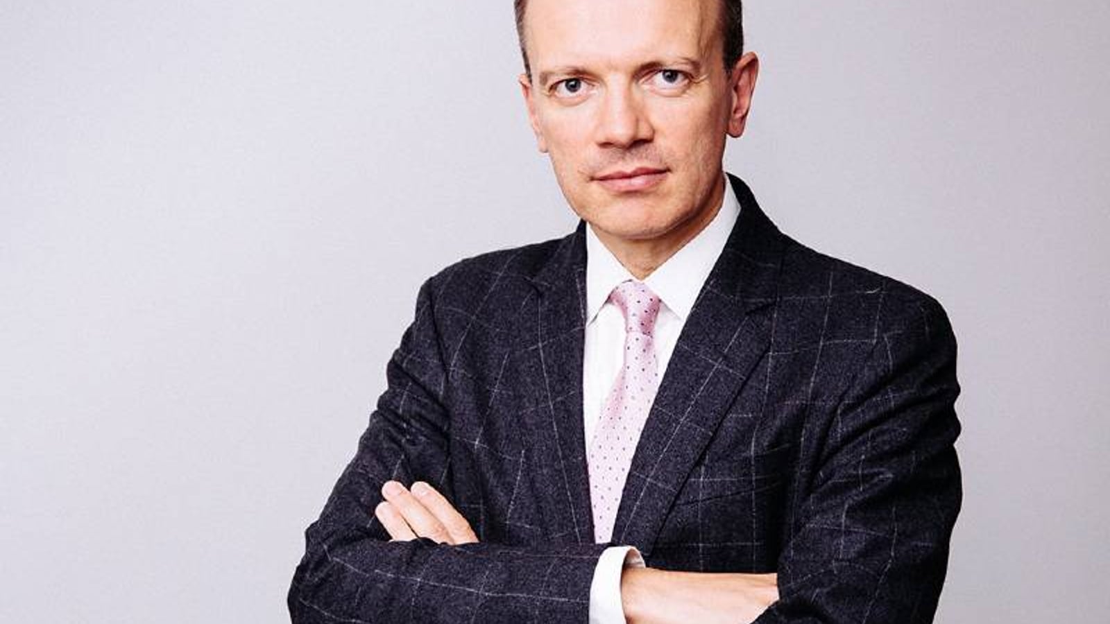 Giles Dickson steps down as CEO of WindEurope to become a teacher ...
