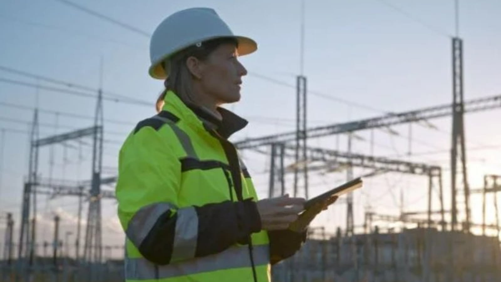 Grid interrupted: Differential relay communications in smart grid ...