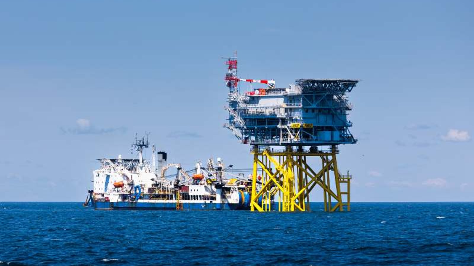 Avangrid unveils Vineyard Wind 1 offshore substation | Enlit World